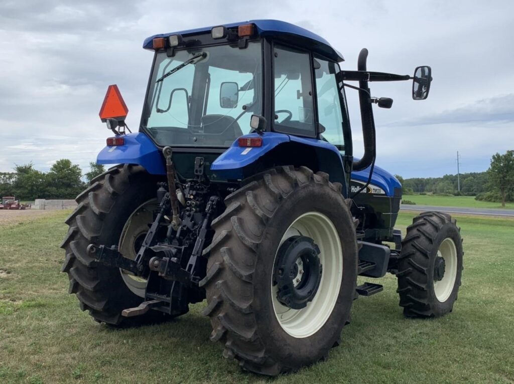 2004 New Holland TM120 – Agricultural Machinery