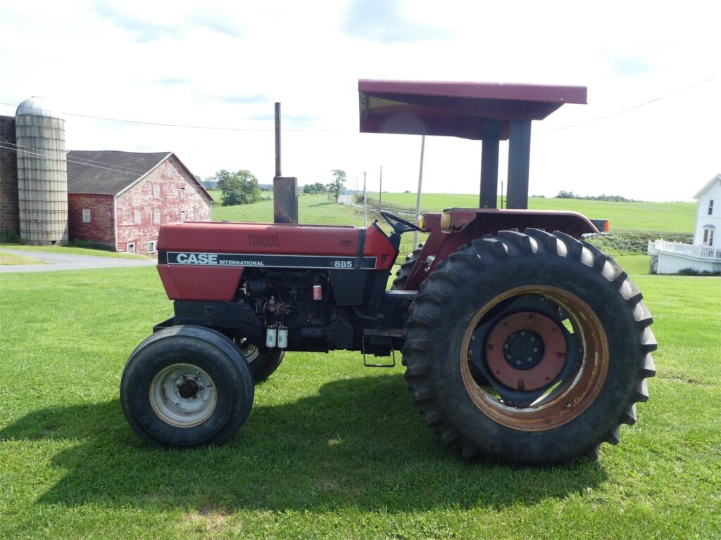 1986 CASE IH 885 TRACTOR – Agricultural Machinery